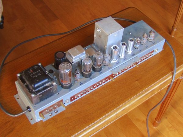 Rebuilding a Hammond AO-29 Amplifier from the Ground Up